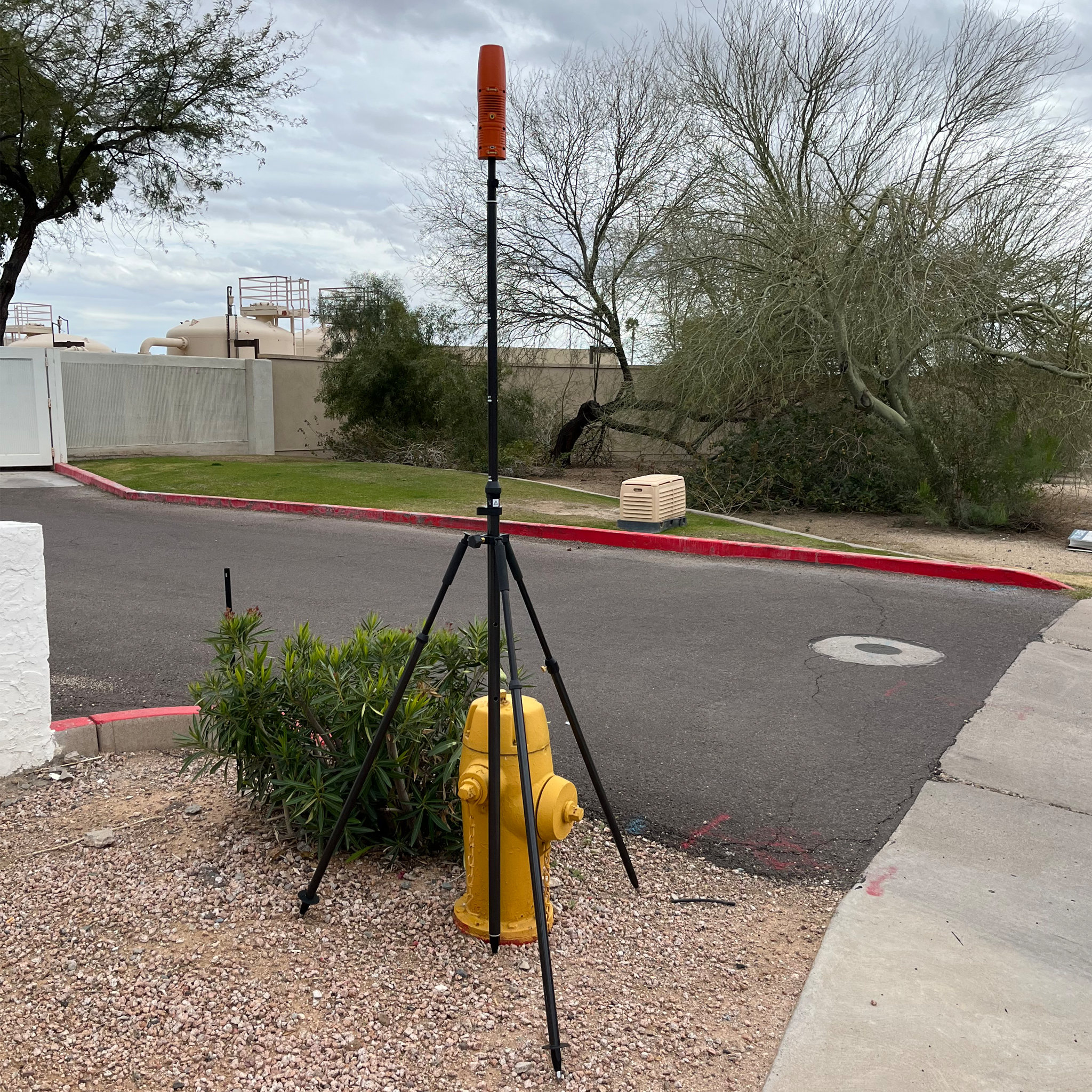 Bad Elf Flex® Field Tripod
